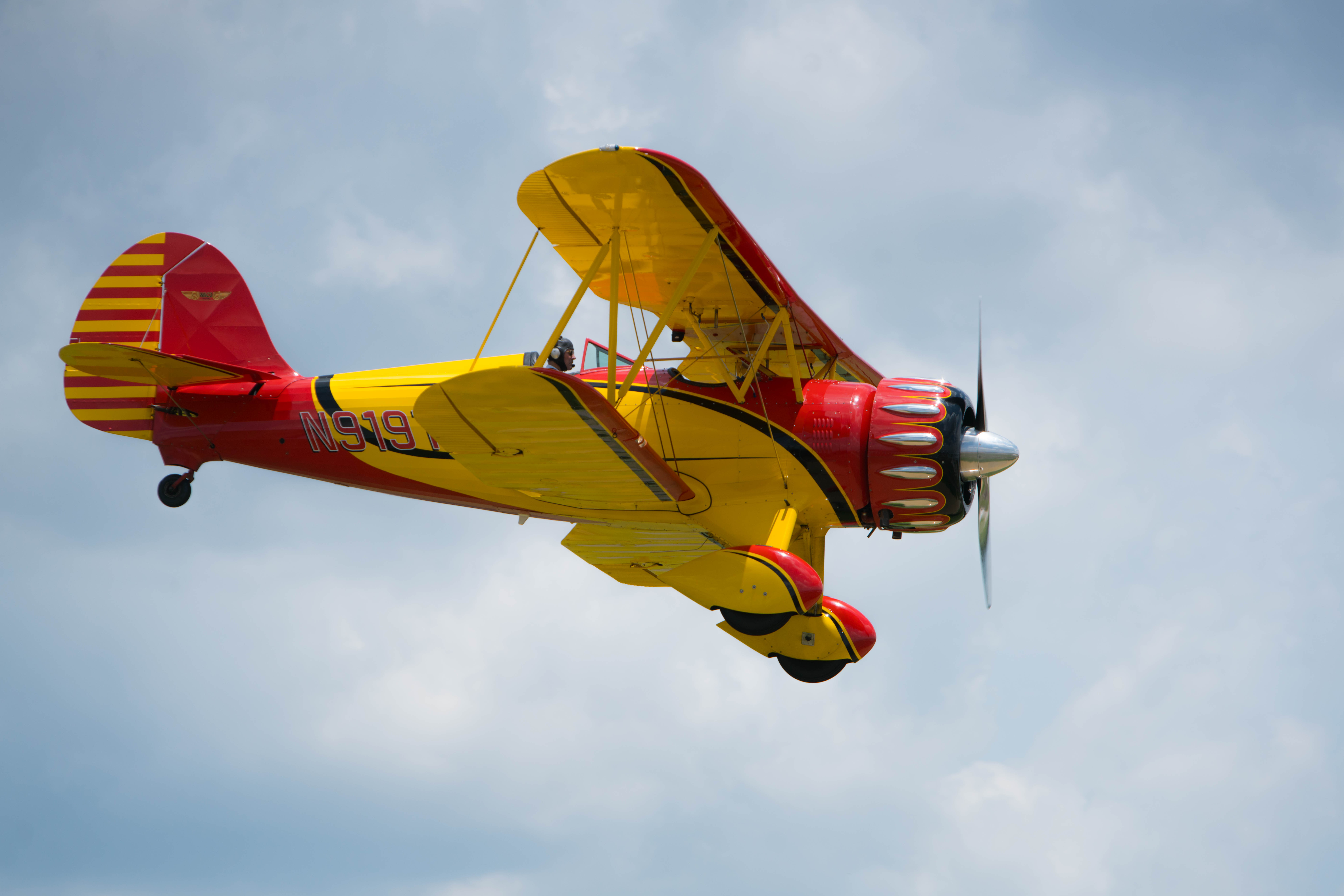 Texas Biplane - HOUSTON BIPLANE RIDES! Custom flights available!