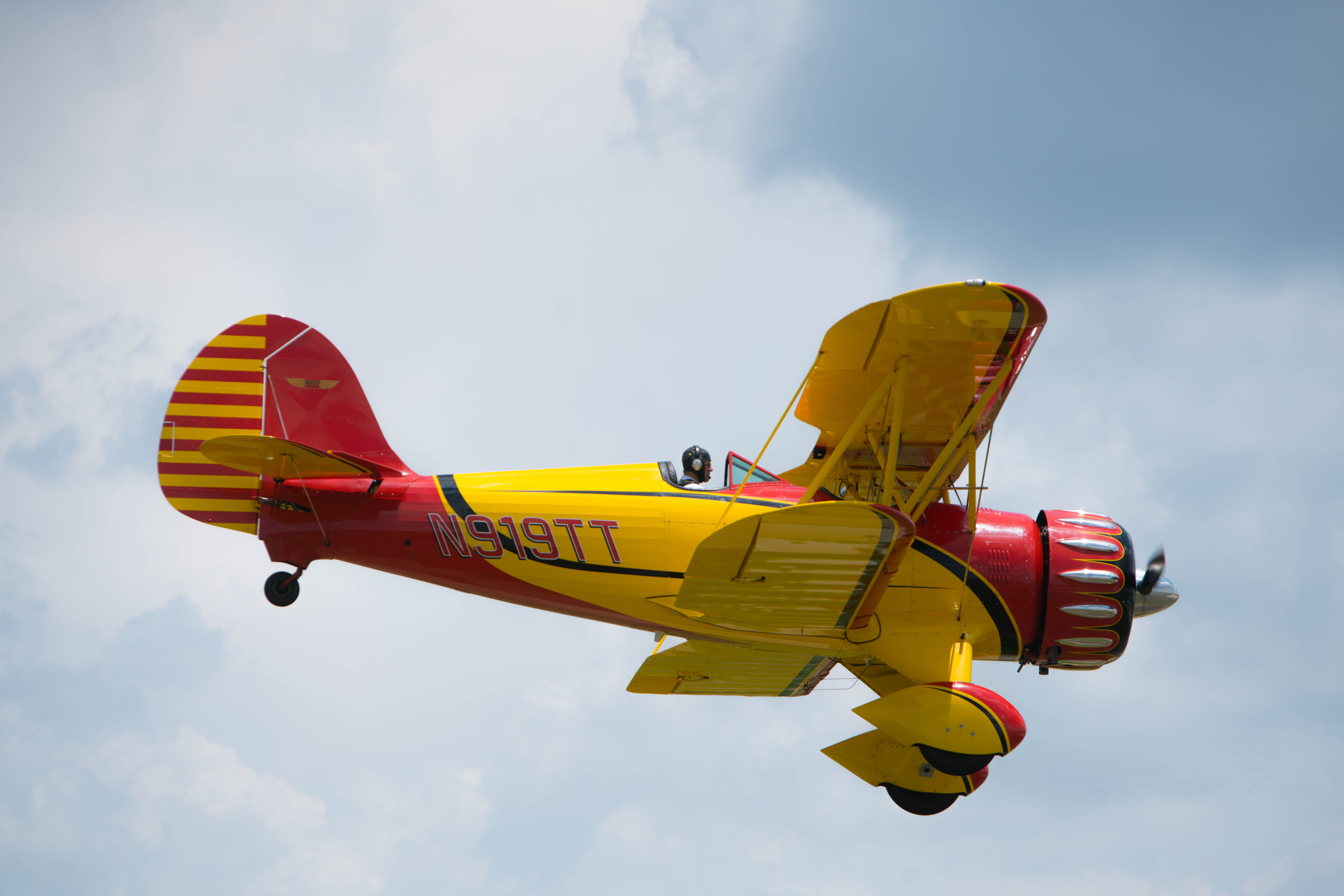 Texas Biplane - HOUSTON BIPLANE RIDES! Custom flights available!